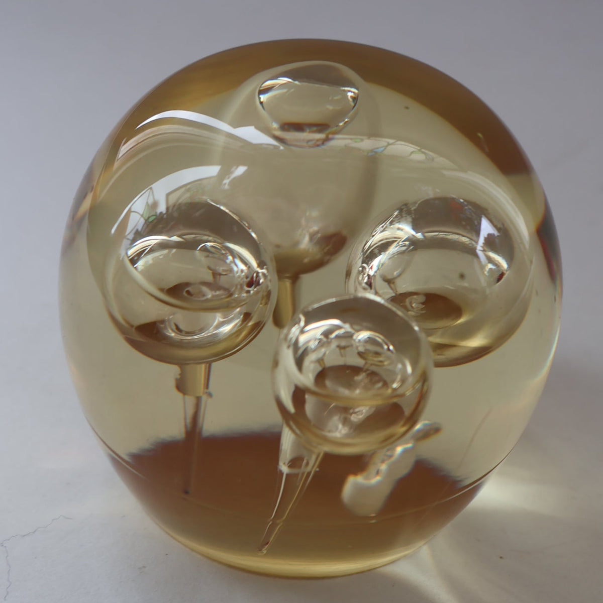 Vintage MIDTON CRAFTS 1970s SCOTTISH Acrylic Paperweight with Bubble I ...