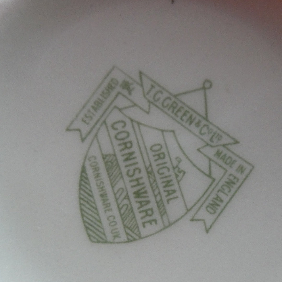 Pair of Contemporary CLASSIC TG Green CORNISHWARE Coffee Mugs – Iconic ...