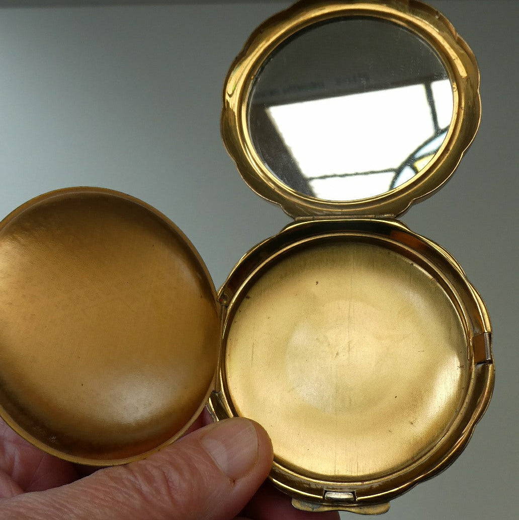 Vintage 1950s Iris POWDER COMPACT with Flowers and Mirror Finish Gold ...