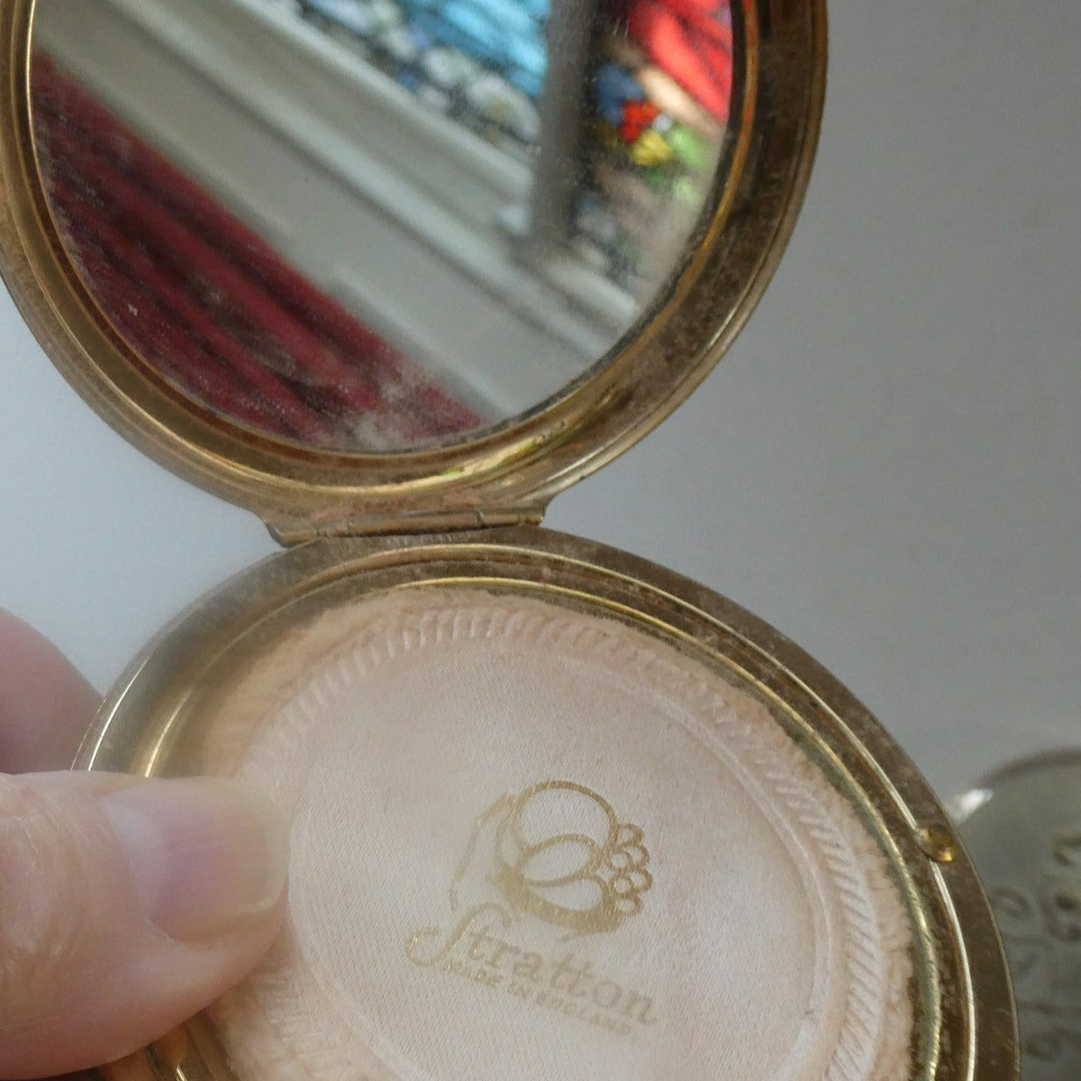THREE Lovely Vintage Compacts. All 1960s Powder Compacts by Stratton ...