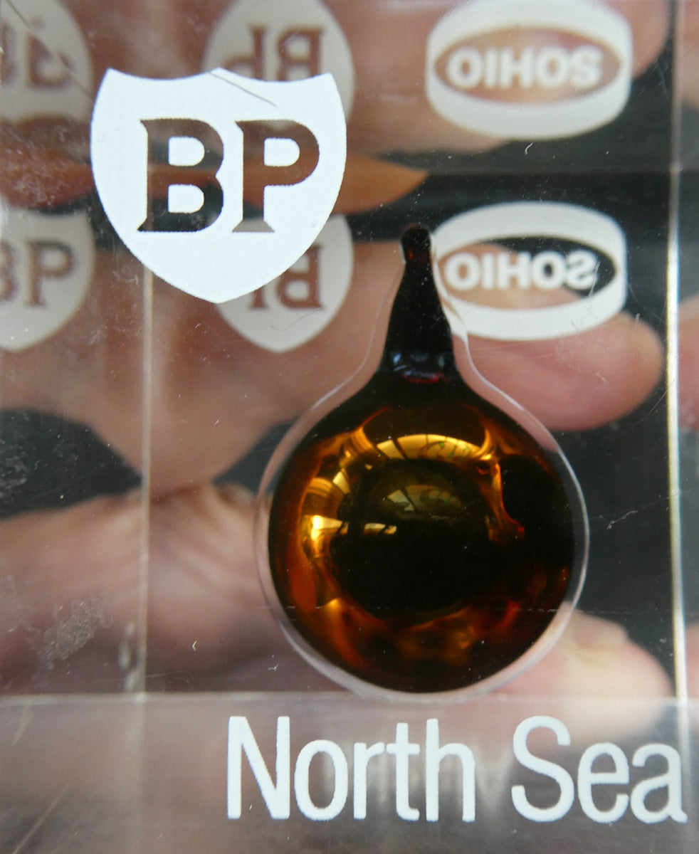 Vintage 1970s NORTH SEA Oil - SOHIO Oil Alaska Perspex Paperweight. Wi ...