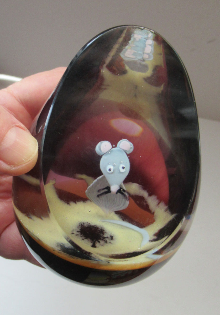 RARE SCOTTISH PAPERWEIGHT: Vintage Caithness Paperweight: WEE MOUSE. P ...