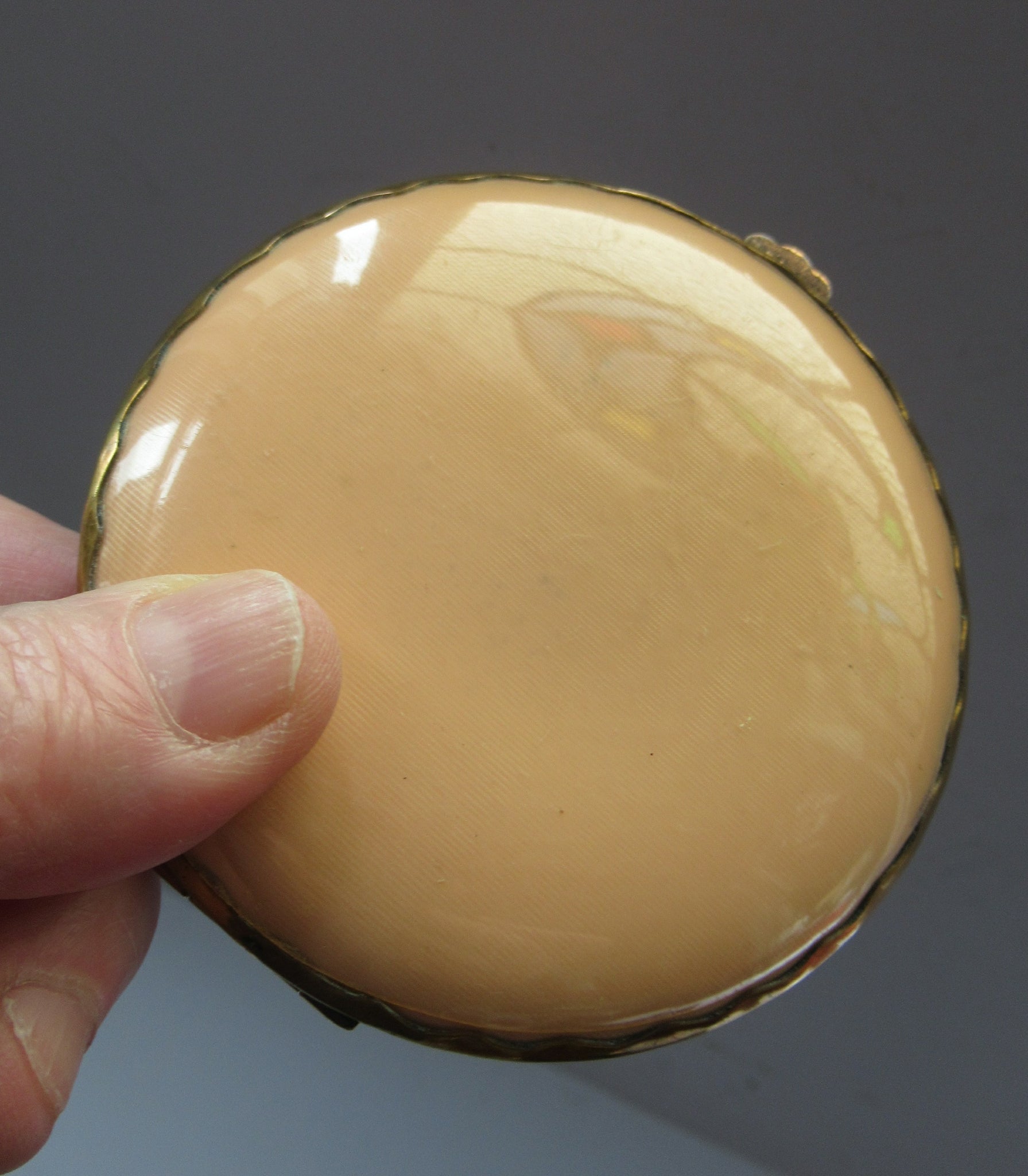 Unusual Vintage 1930s / 1940s Powder Compact. With Pink Celluloid Fini ...