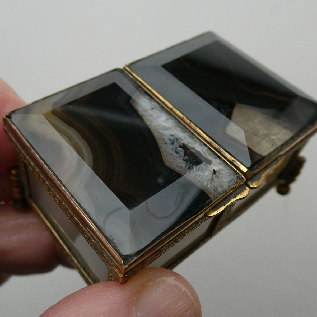 Antique Victorian Agate Stamp Box with Double Hinge; c 1890 – Iconic ...