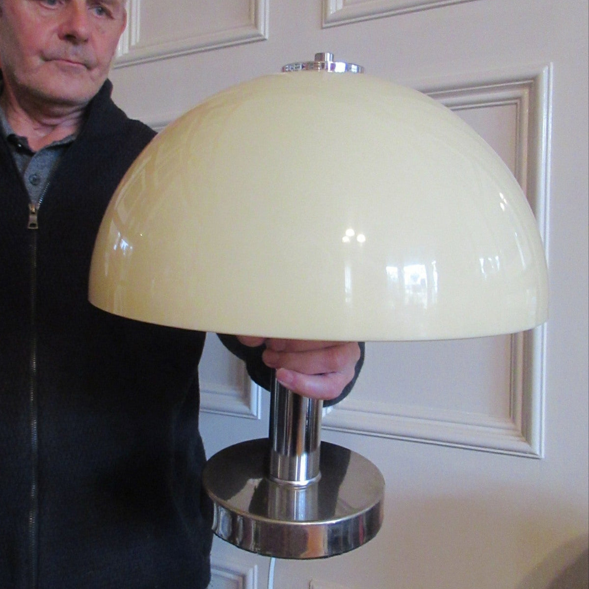 Vintage 1970s PROVA Table Lamp with Cream Mushroom Shade and Chrome St ...
