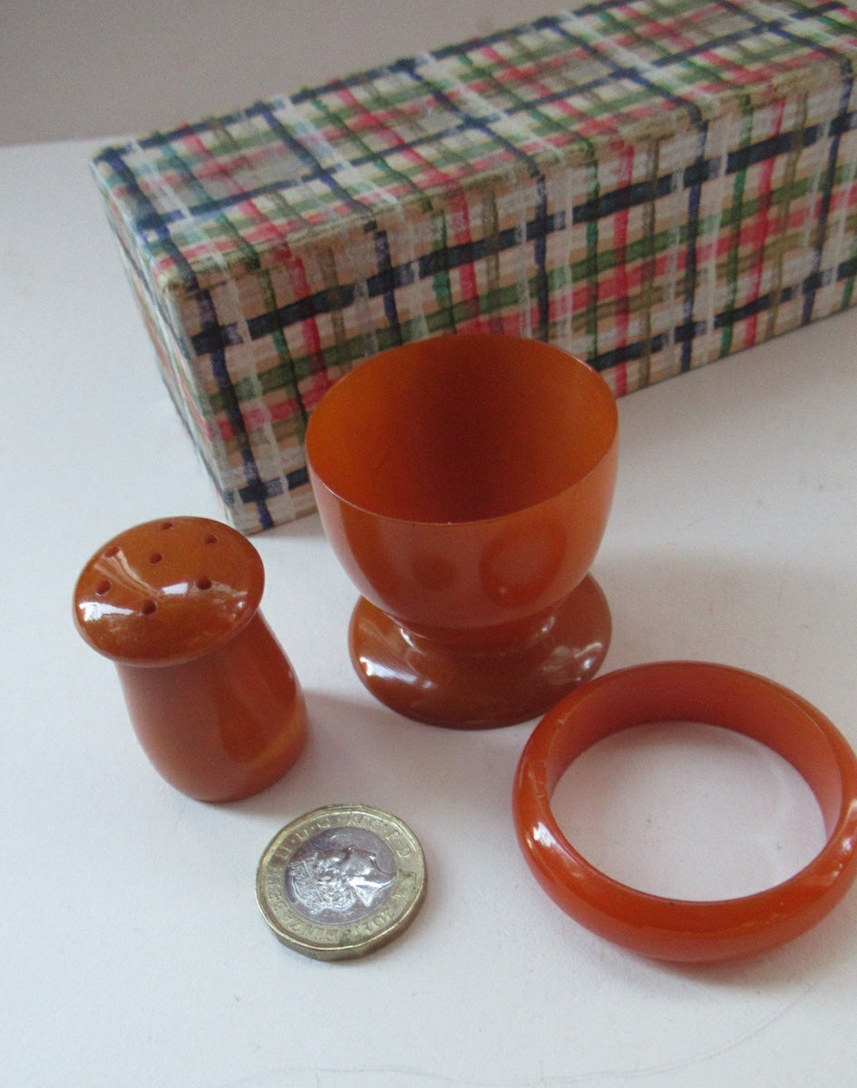 Original 1930s Art Deco Amber Bakelite Breakfast Set. Napkin Ring, Sal ...