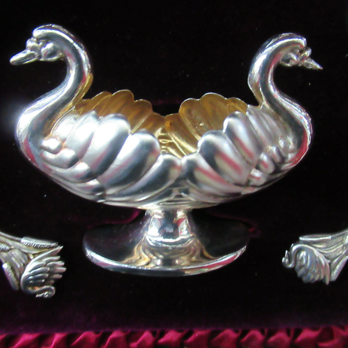 VERY RARE Victorian Cased Set of Silver & Gilt Lined Swan SALT DISHES ...