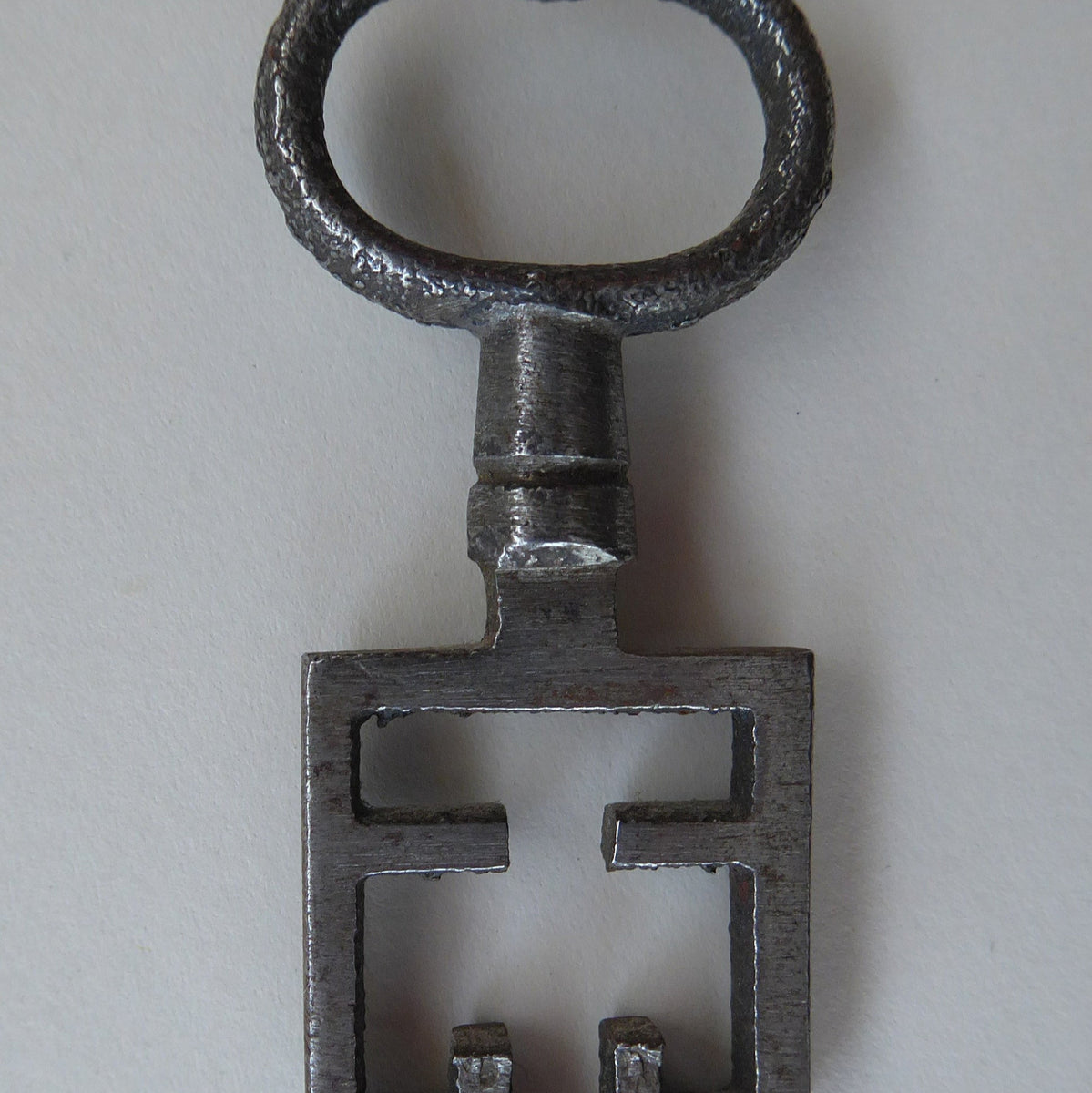 Antique Steel Odell Key. SCOTTISH 18th or 19th Century Door Key for hi ...