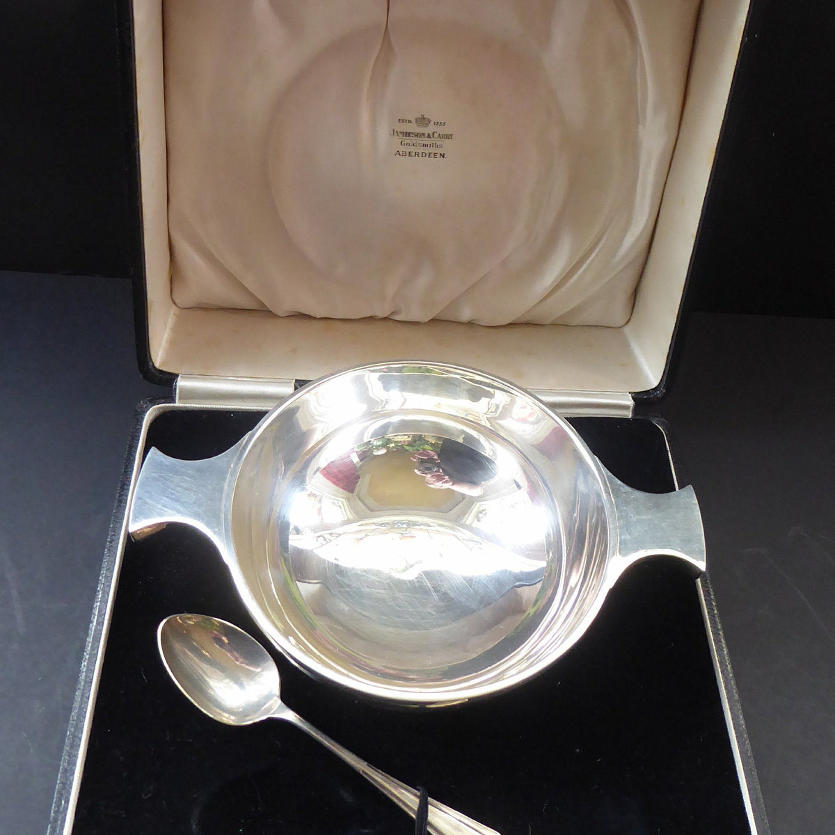 1930s Large Size SOLID SILVER Quaich. Stylish Deco Shape in Original B ...